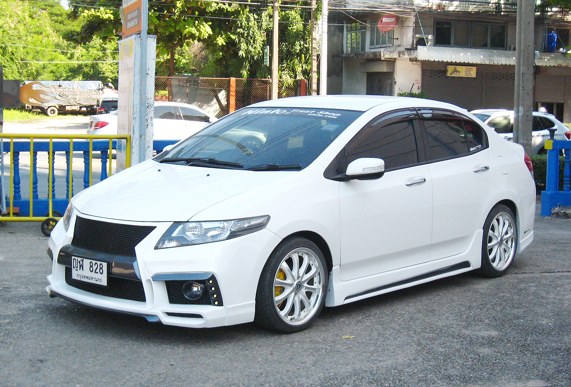 แต่งรถ Honda City 2008-2013 ที่ Ninto Trust Shop